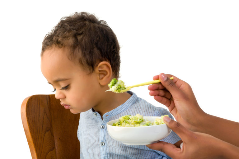 Are you Force Feeding your Child? | Go Mommy